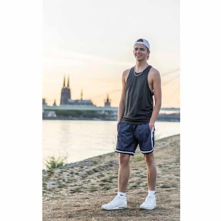 40 tank top outfit ideas for guys - vogueymen.com