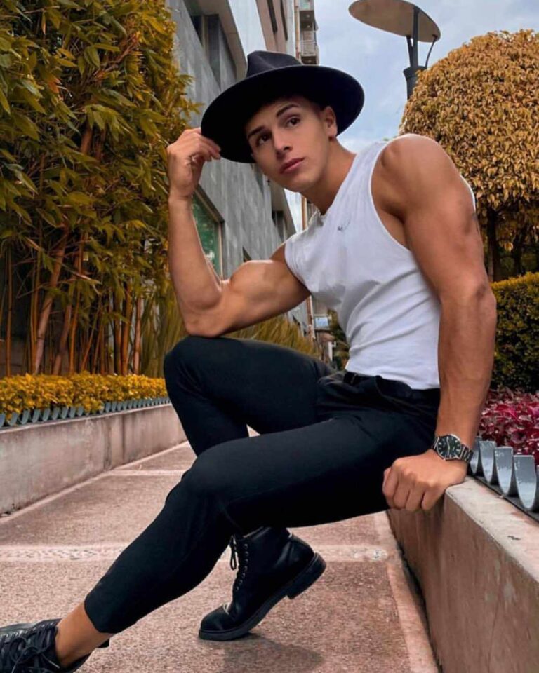40 tank top outfit ideas for guys - vogueymen.com