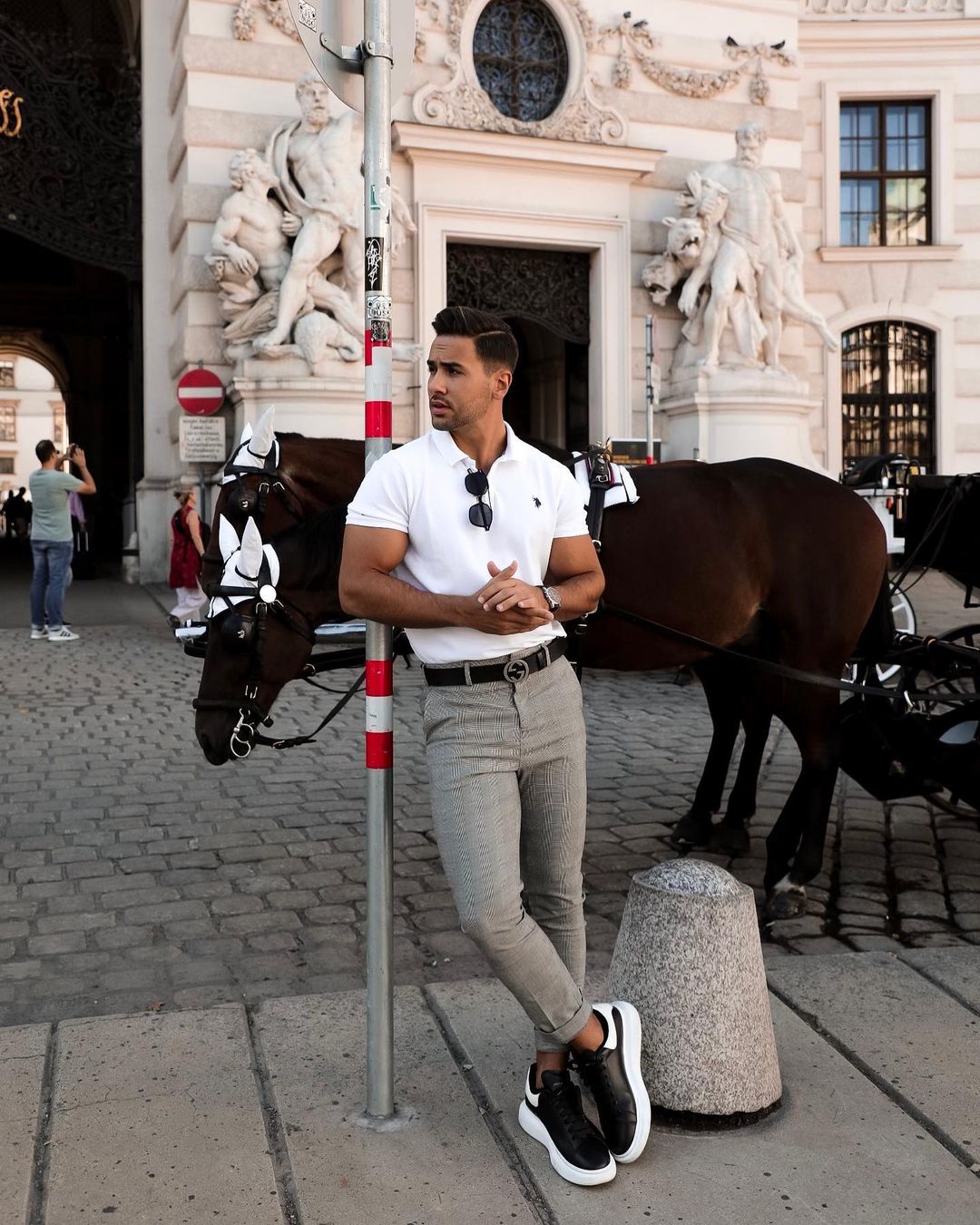 25 cool and classy polo shirt outfit ideas for men - vogueymen.com