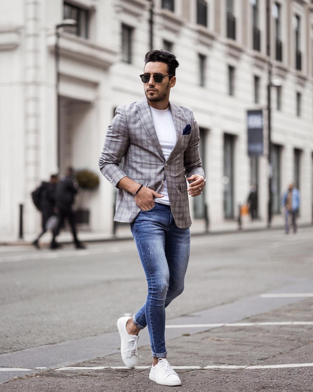 35 super-chic blazer with jeans outfit ideas for men - vogueymen.com