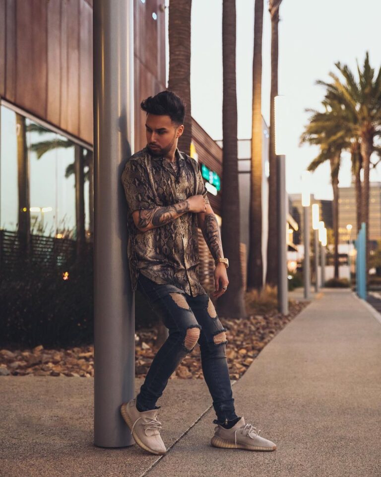 25 super-distressed and extreme-ripped jeans outfits for guys ...