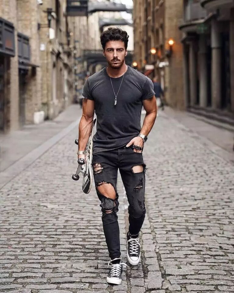 25 super-distressed and extreme-ripped jeans outfits for guys ...