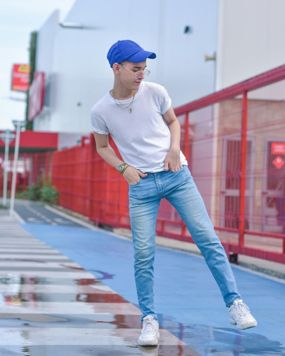 35 super stylish men's outfits with baseball caps for summer ...