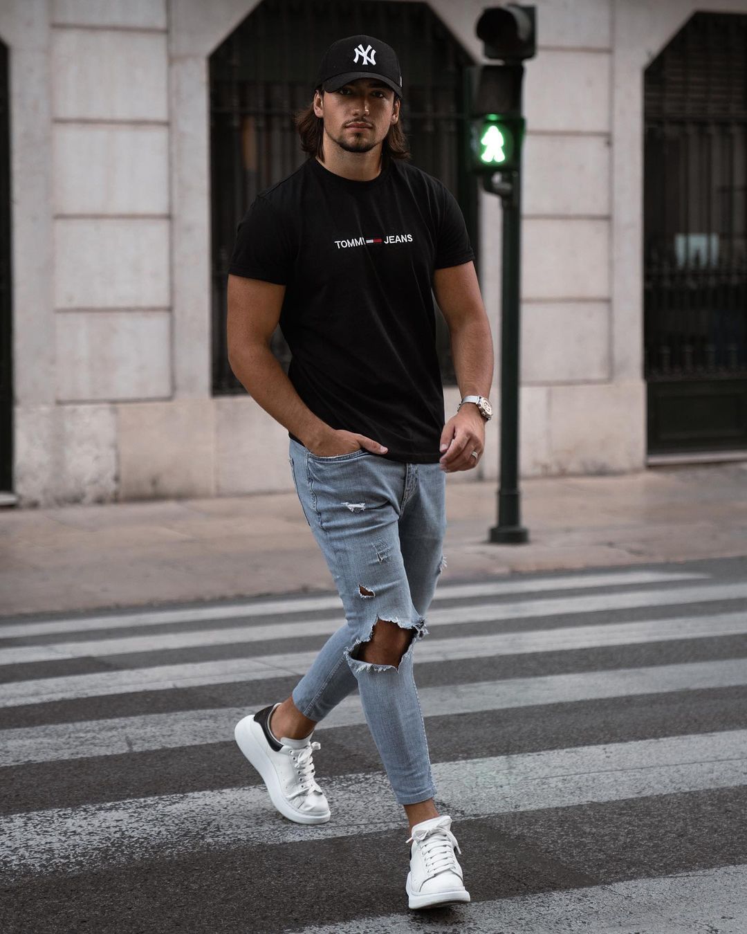 35 super stylish men's outfits with baseball caps for summer ...