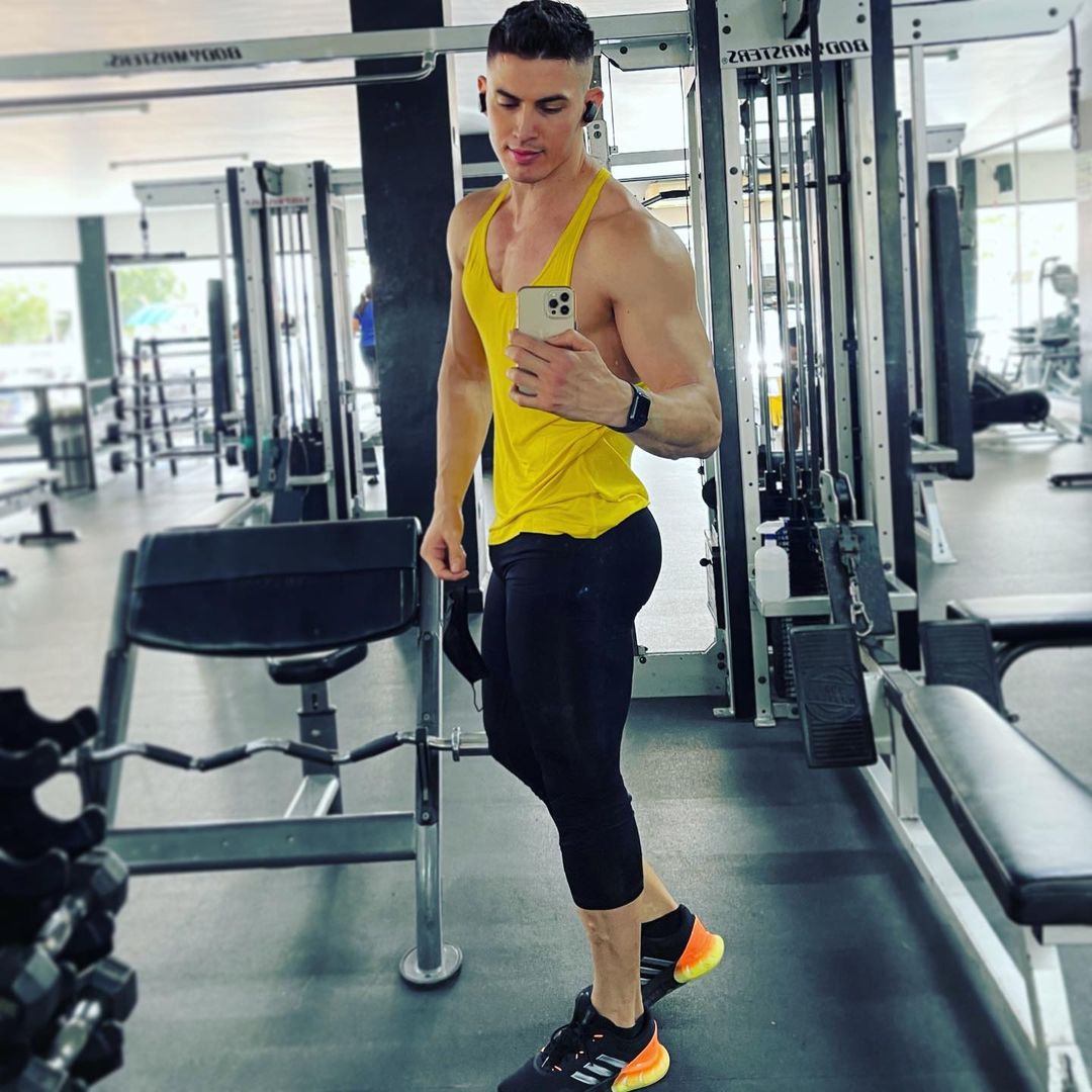 33 cool and comfy gym outfit ideas for men. - vogueymen.com