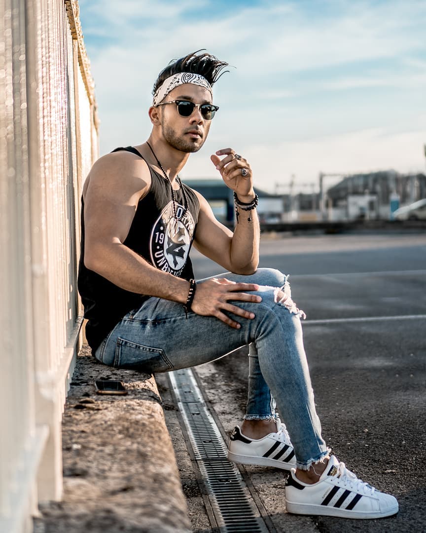 9 things a guy should keep in mind to style a tank top tastefully ...