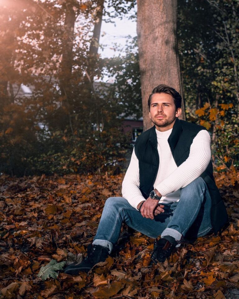 78 super cool fall outfit ideas for fashion-forward men. - vogueymen.com