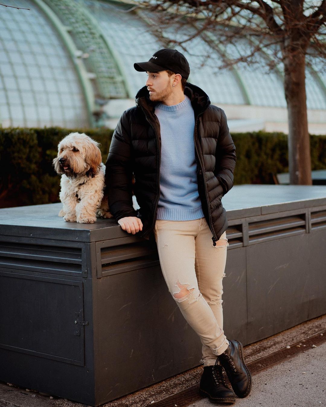 35 stylish and cozy puffer jacket outfits for guys - vogueymen.com