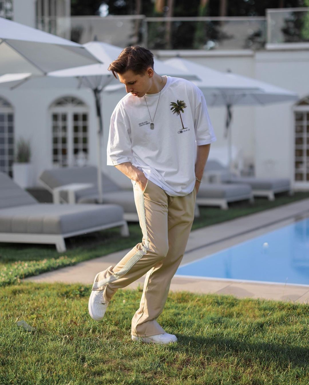 12 must-have wardrobe staples in white for guys to stay stylish all ...