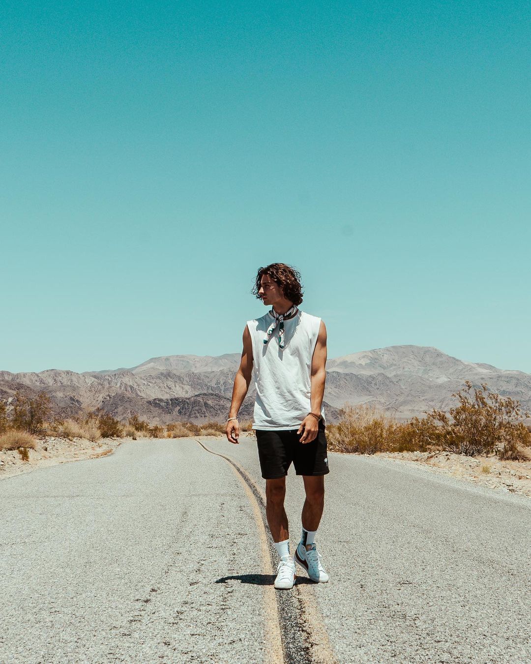 34 nifty outfits with bandanas for men - vogueymen.com