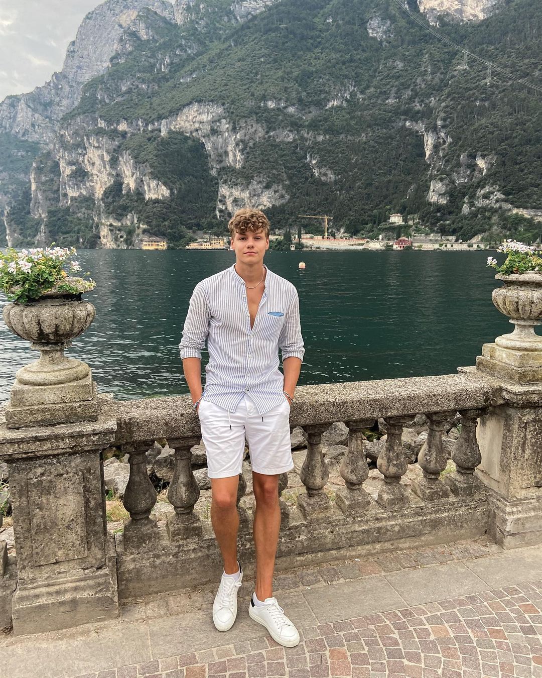 55 fresh and cool white shorts outfits for men. - vogueymen.com