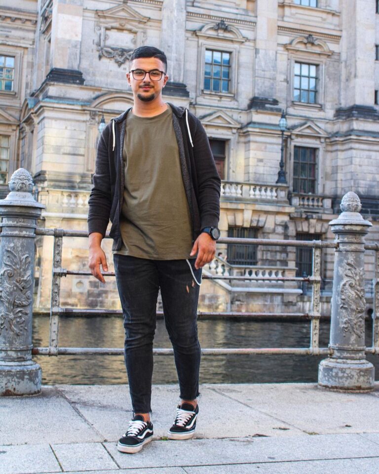 How to dress like a cool nerd? 33 nerdy outfits for guys. - vogueymen.com