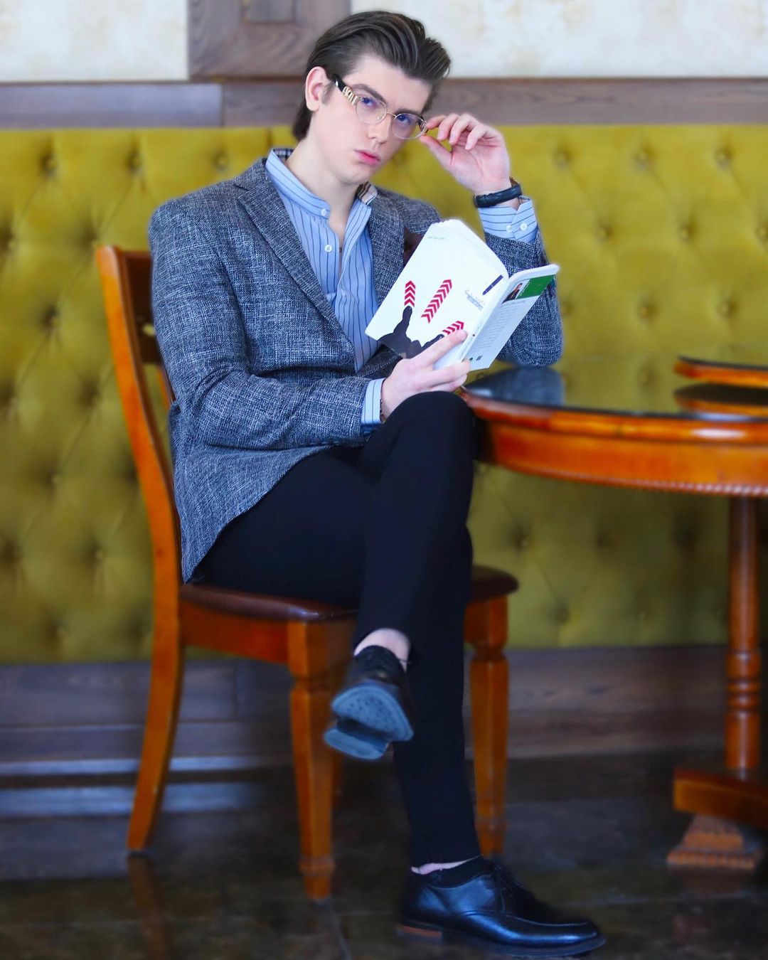 How to dress like a cool nerd? 33 nerdy outfits for guys. - vogueymen.com