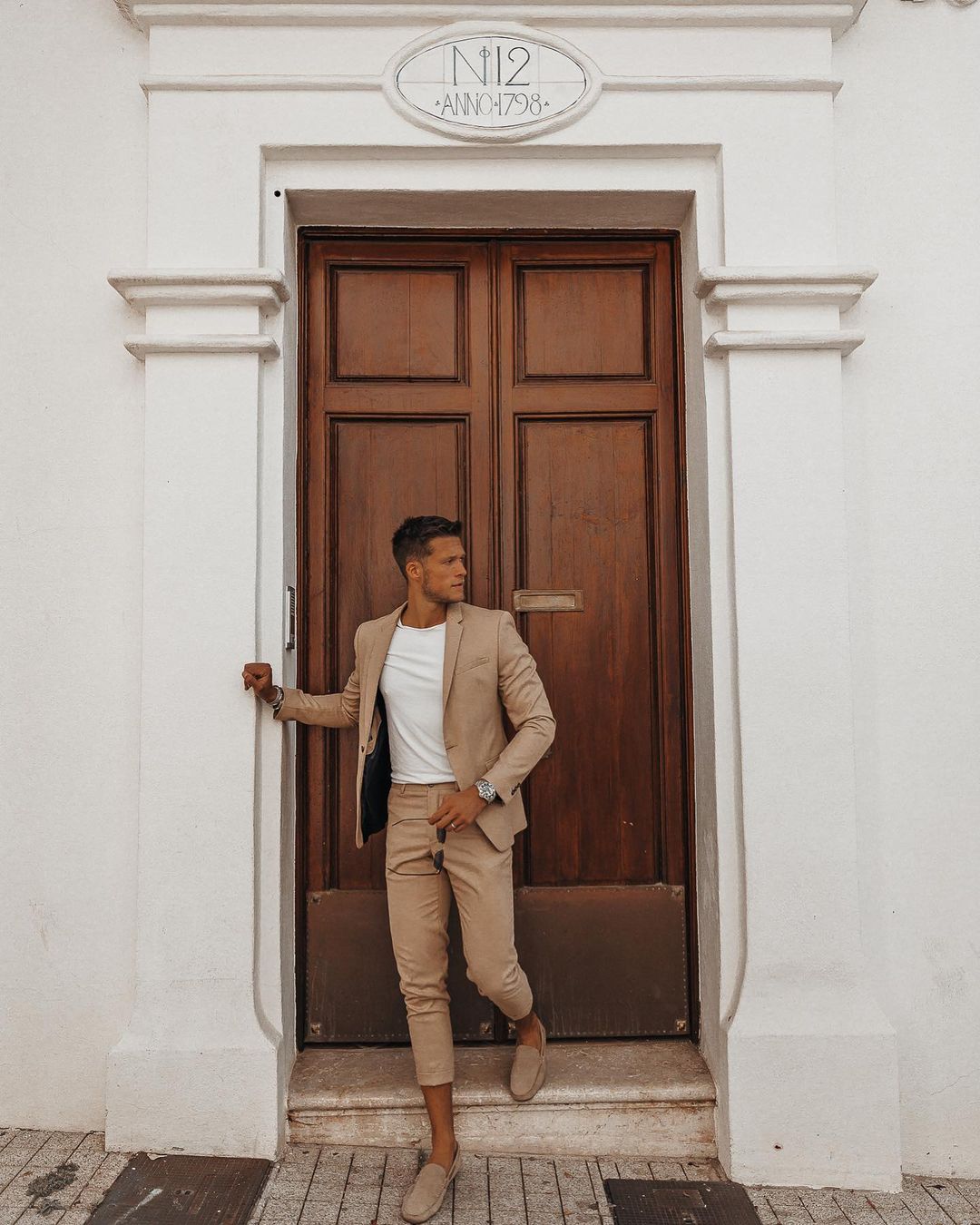 How to style a suit without a tie? 55 smart casual suits without ties ...