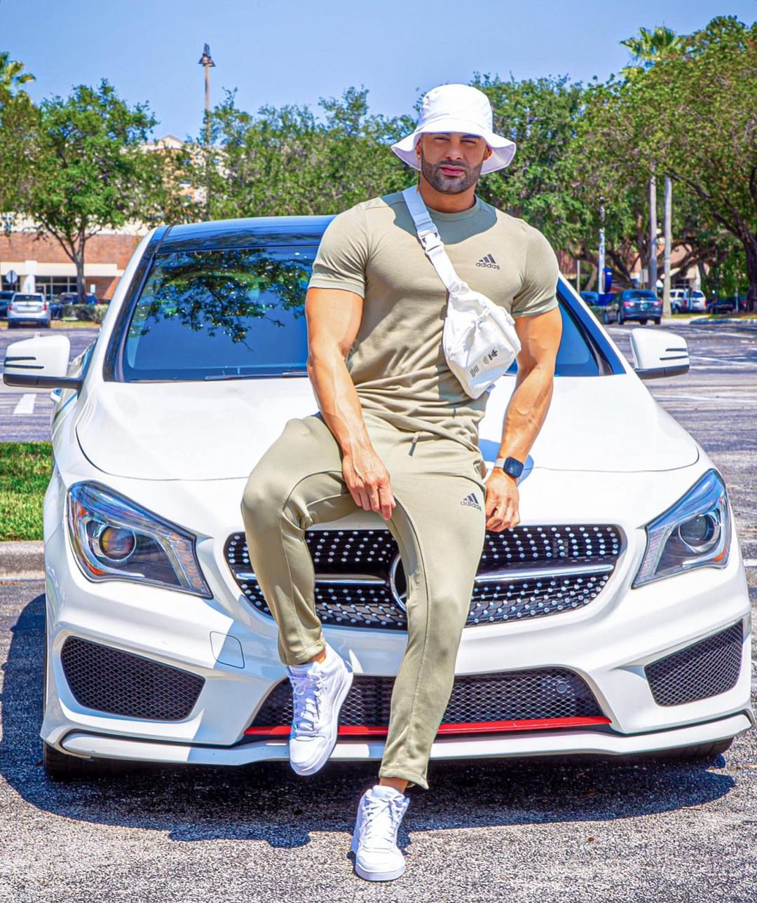 30 aesthetic outfits with bucket hats for men. - vogueymen.com