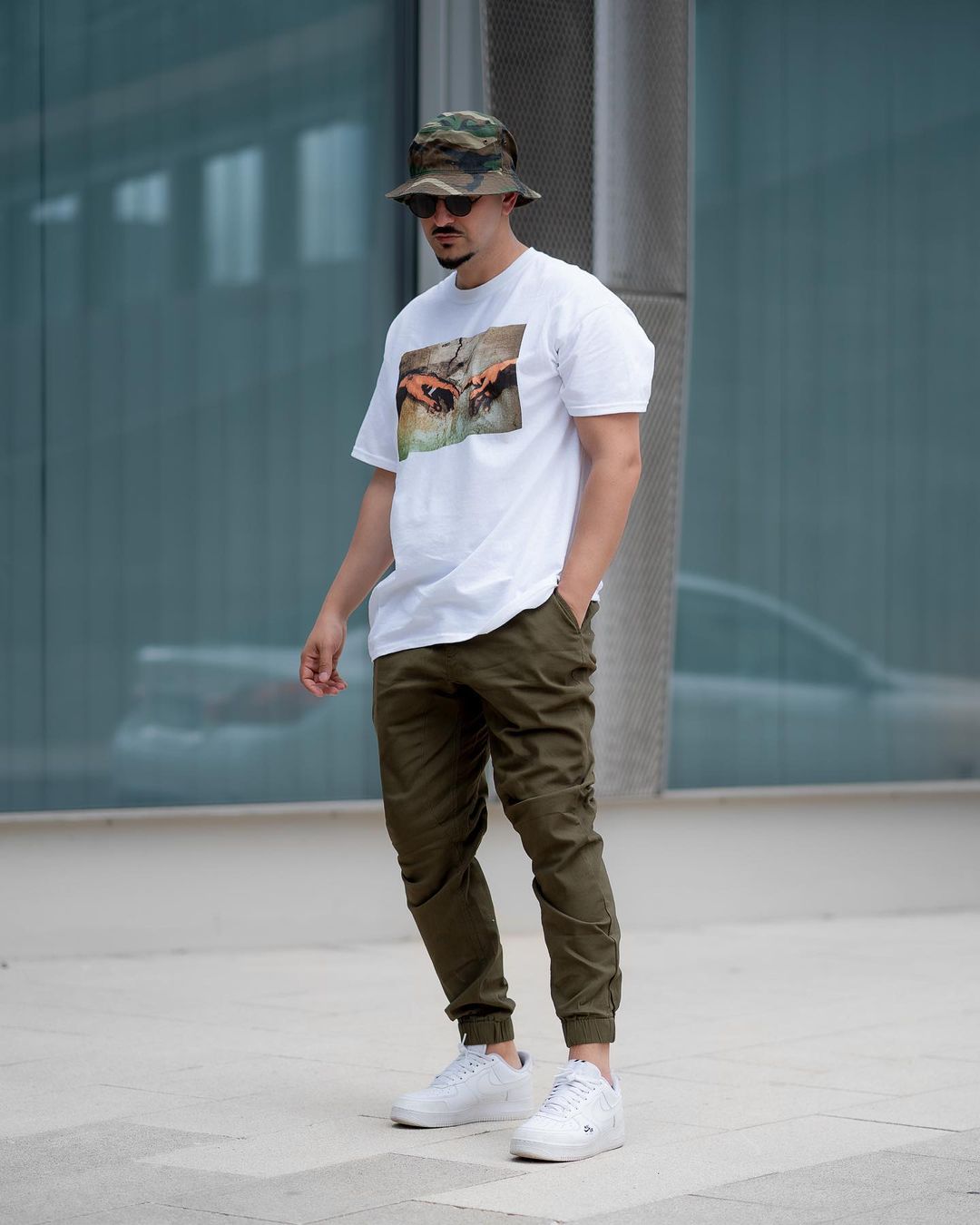 30 aesthetic outfits with bucket hats for men. - vogueymen.com