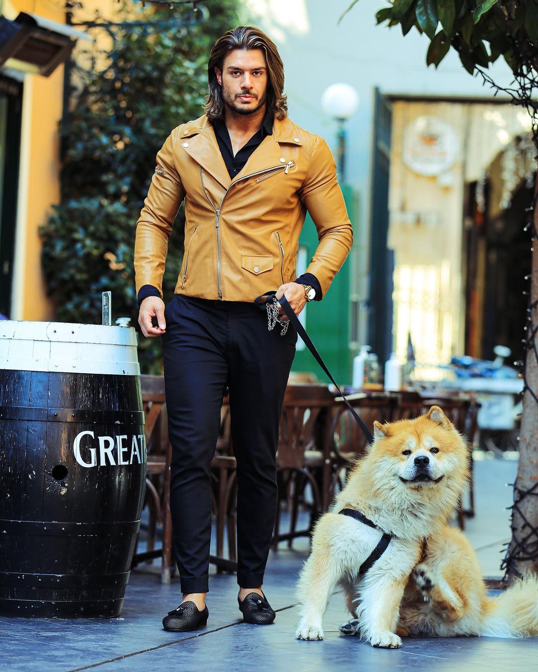 How to style a red biker jacket? 35 red biker jacket outfit ideas for ...