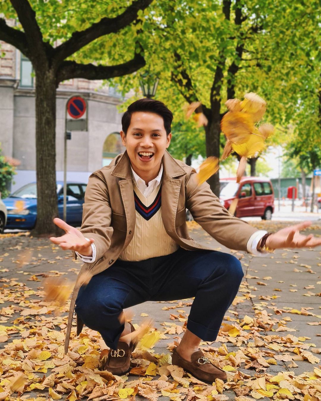 How to style a cricket sweater? 35 cricket sweater outfit ideas for men ...