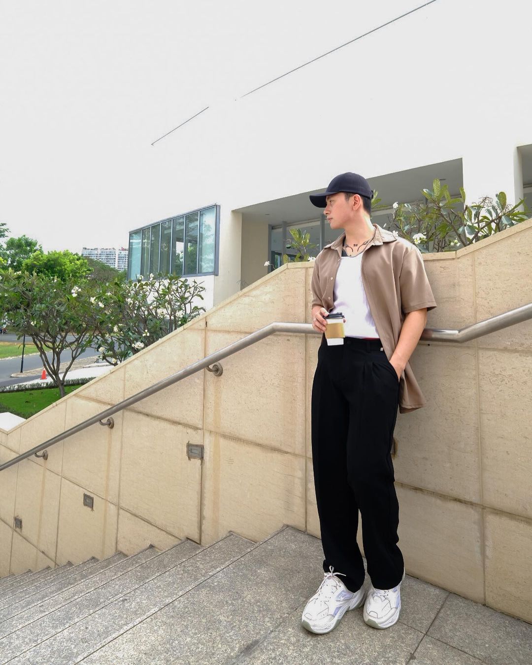 35 super stylish men's outfits with baseball caps for summer ...