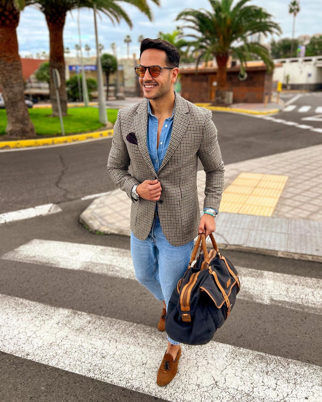 54 denim shirt outfits for men. - vogueymen.com