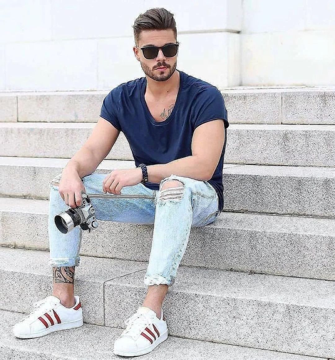 30 light blue jeans outfits for men. - vogueymen.com