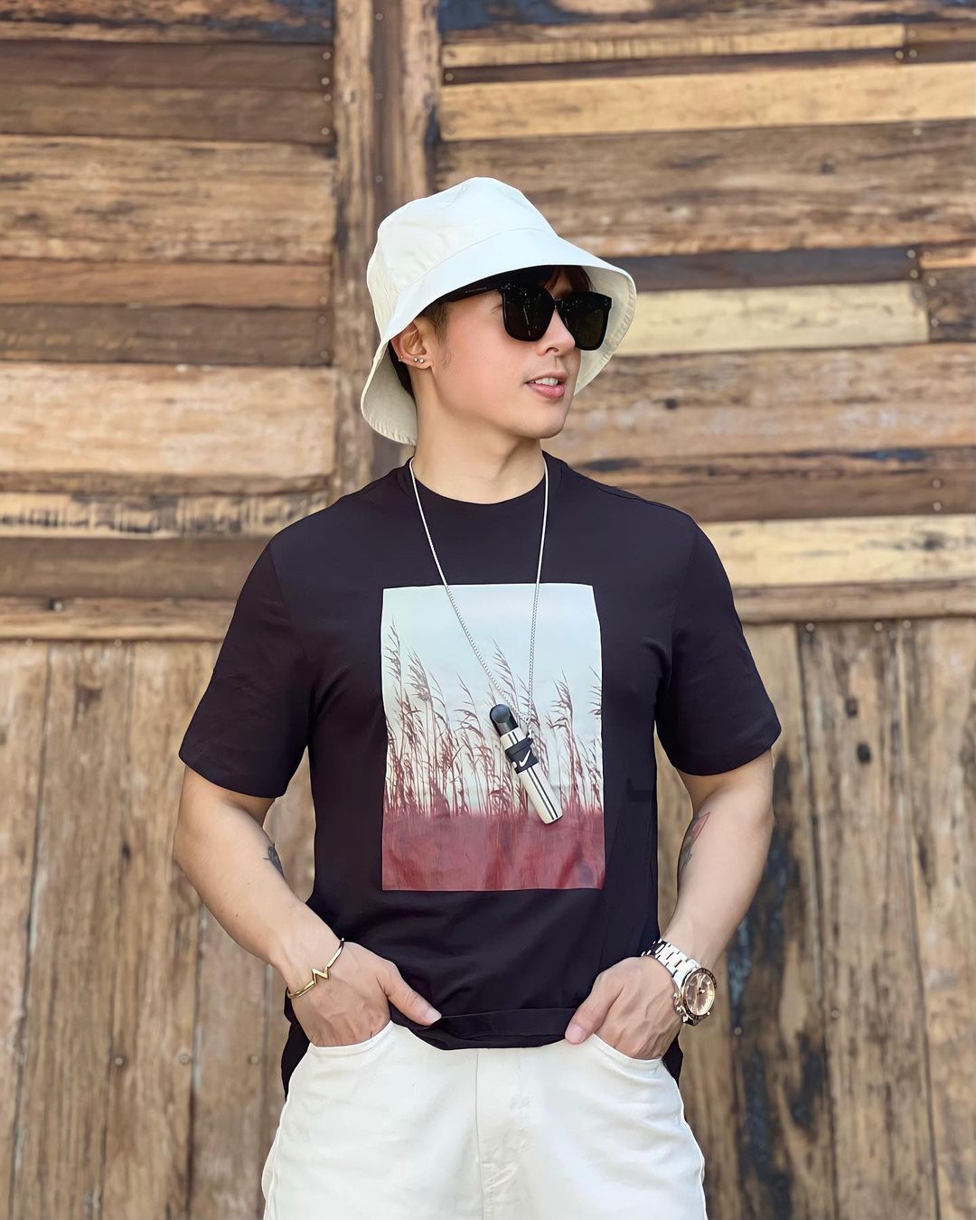 30 aesthetic outfits with bucket hats for men. - vogueymen.com