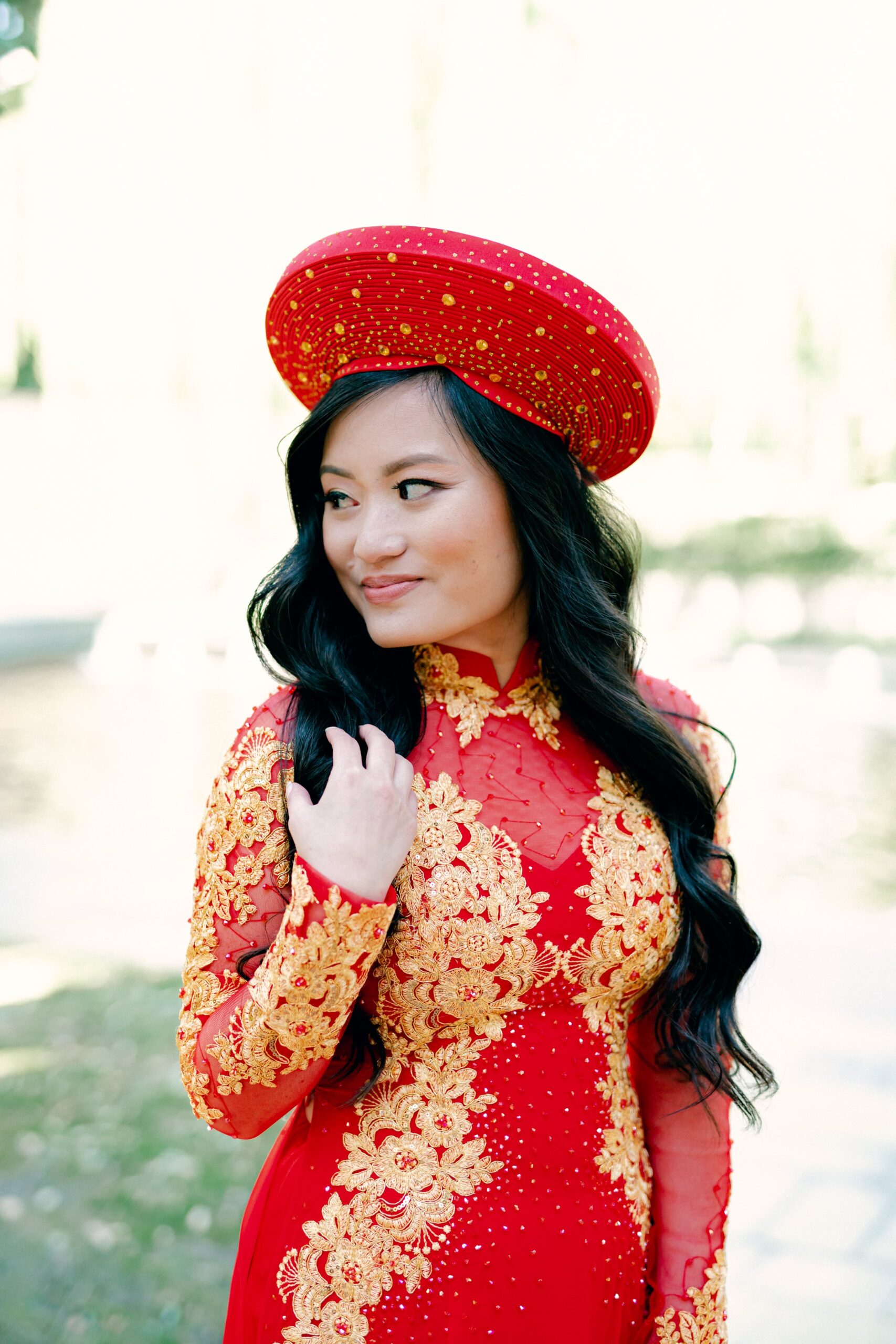Vietnam's fashion: Everything about Traditional garments and unique ...